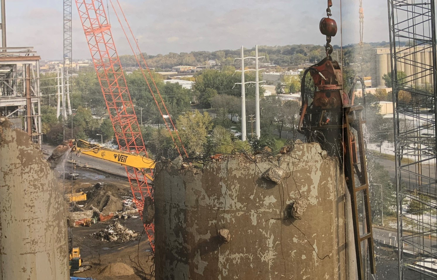 Veit Gets Creative in Twin Cities Stack Demolition